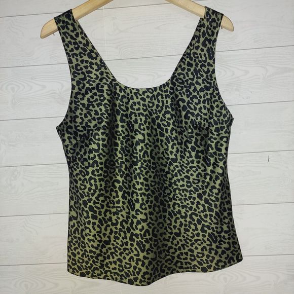 ASOS | Tops | Asos Green Satin Cami Tank Top Leopard Size 2 Large ...